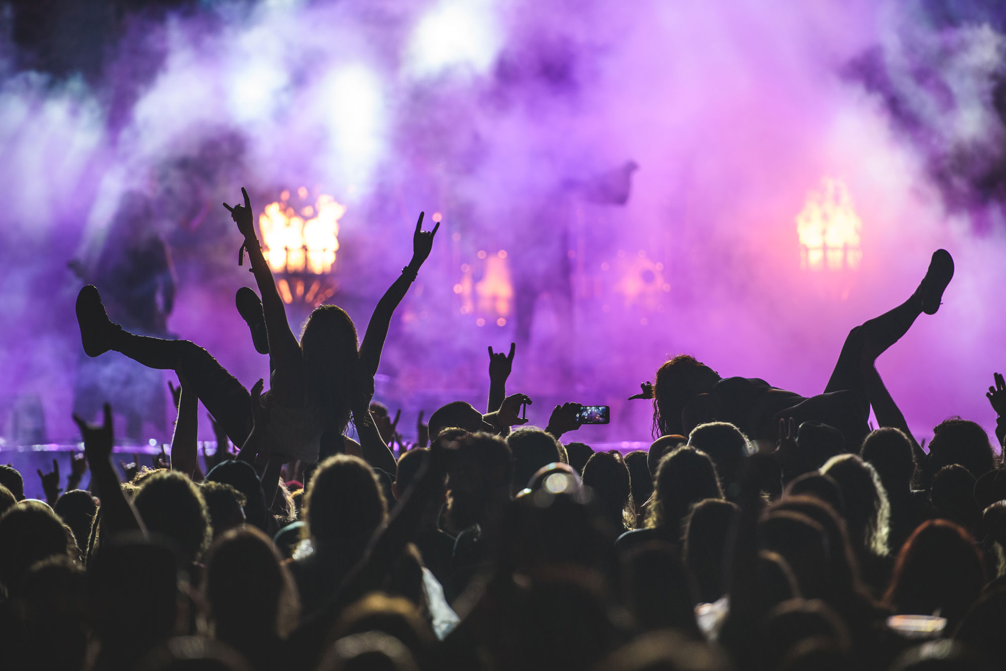 The Ultimate 2026 Summer Music Festival Style & Essentials Guide - Fit ...